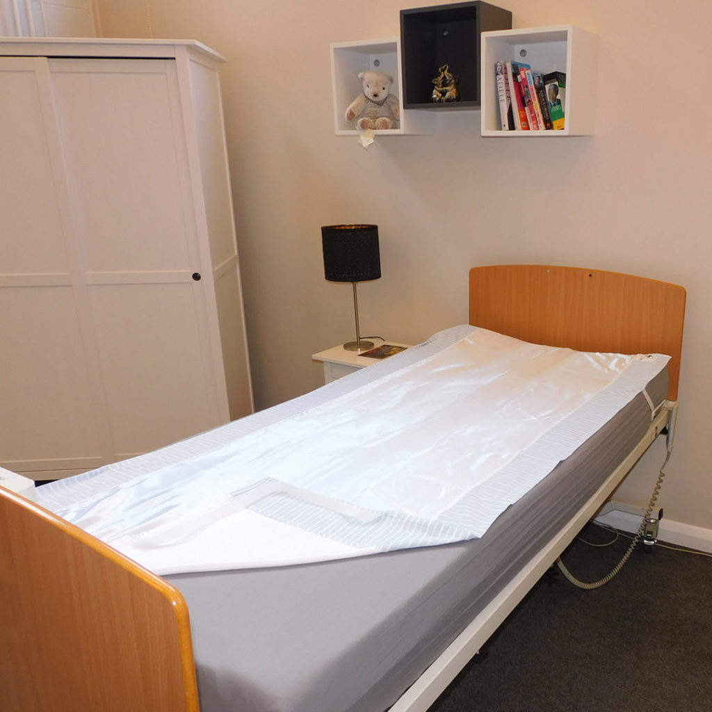 Satin 'SIBA® Sheets' - 2 Way Base Sheets - Elasticated Straps ...