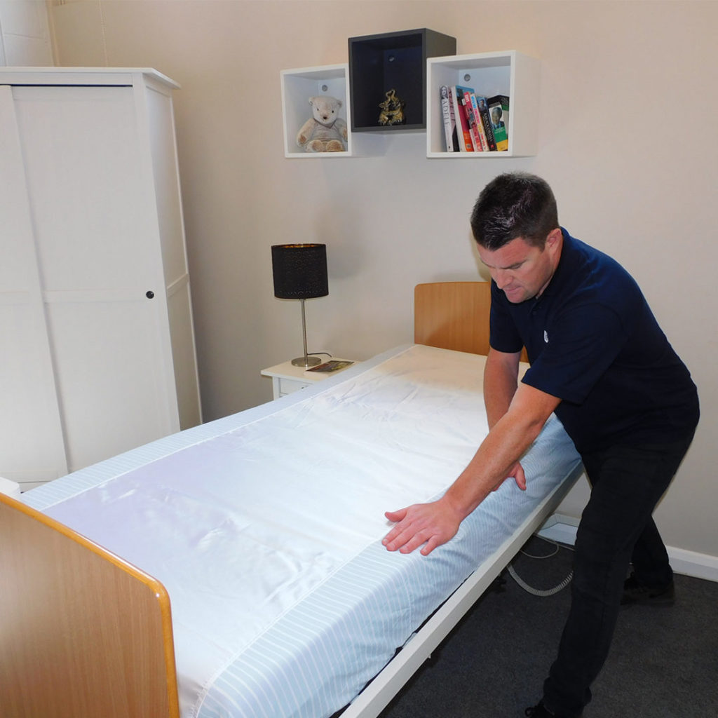 Satin 'SIBA® Sheets' - 2 Way Base Sheets - Fully Fitted | Hospital Direct