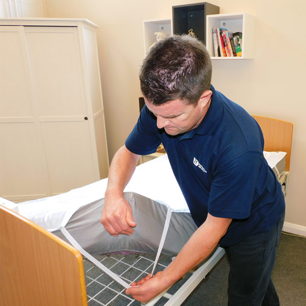 Satin 'SIBA® Sheets' - 2 Way Base Sheets - Elasticated Straps ...